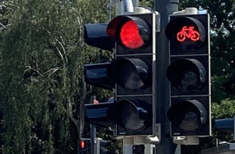 Die Ampel steht auf rot – Radwege Hamm